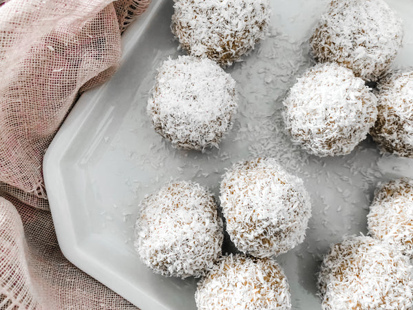 'Tis The Season For These Festive Snowball Truffles | Vital Proteins